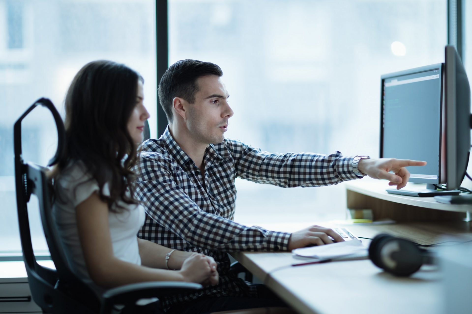 Body leasing vs outsourcing IT - co wybrać?